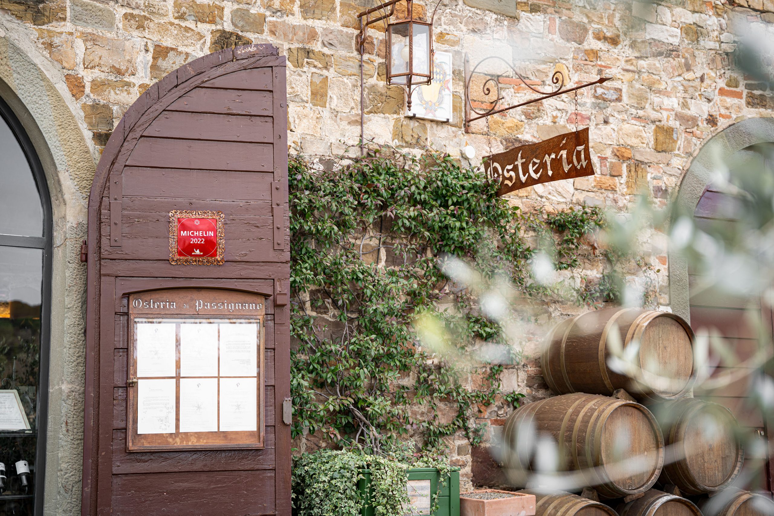La guida Michelin 2022 conferma la Stella all'Osteria di Passignano ...