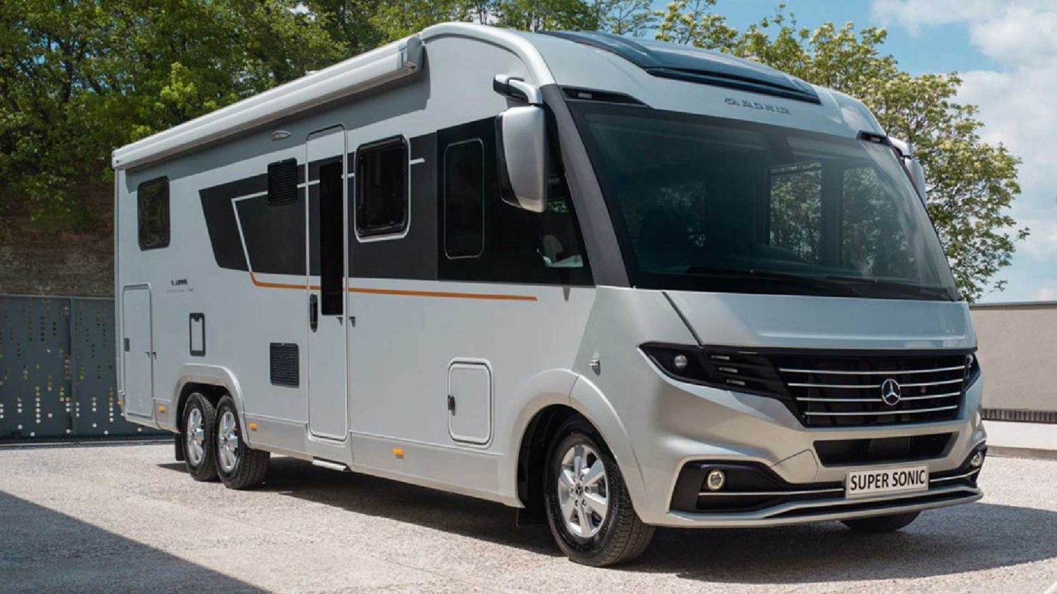 Camper di lusso per una vacanza da sogno | Robb Report Italia