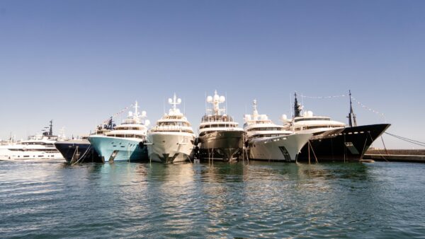 Myba, 5 superyacht visti a Sanremo | Robb Report Italia